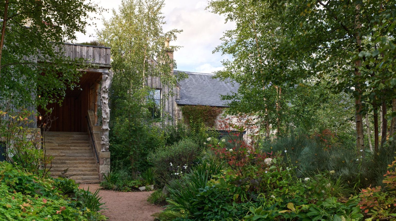 Pubs & Restaurants in Braemar | The Fife Arms, Aberdeenshire